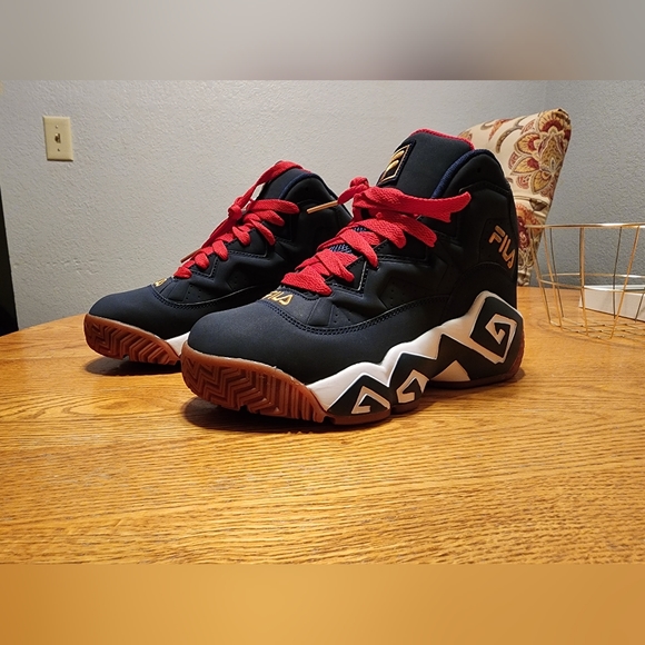 Fila | Shoes | Fila Mb | Poshmark